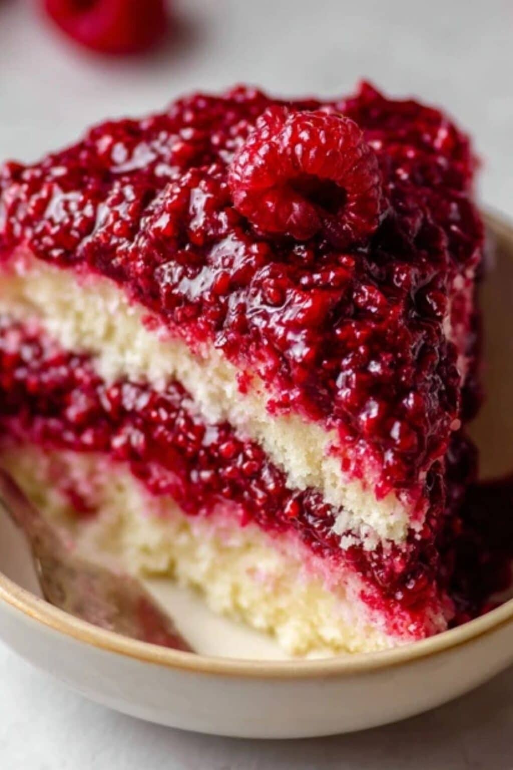 Raspberry Cake Filling Recipe: 1 Irresistible Layer You Need to Try